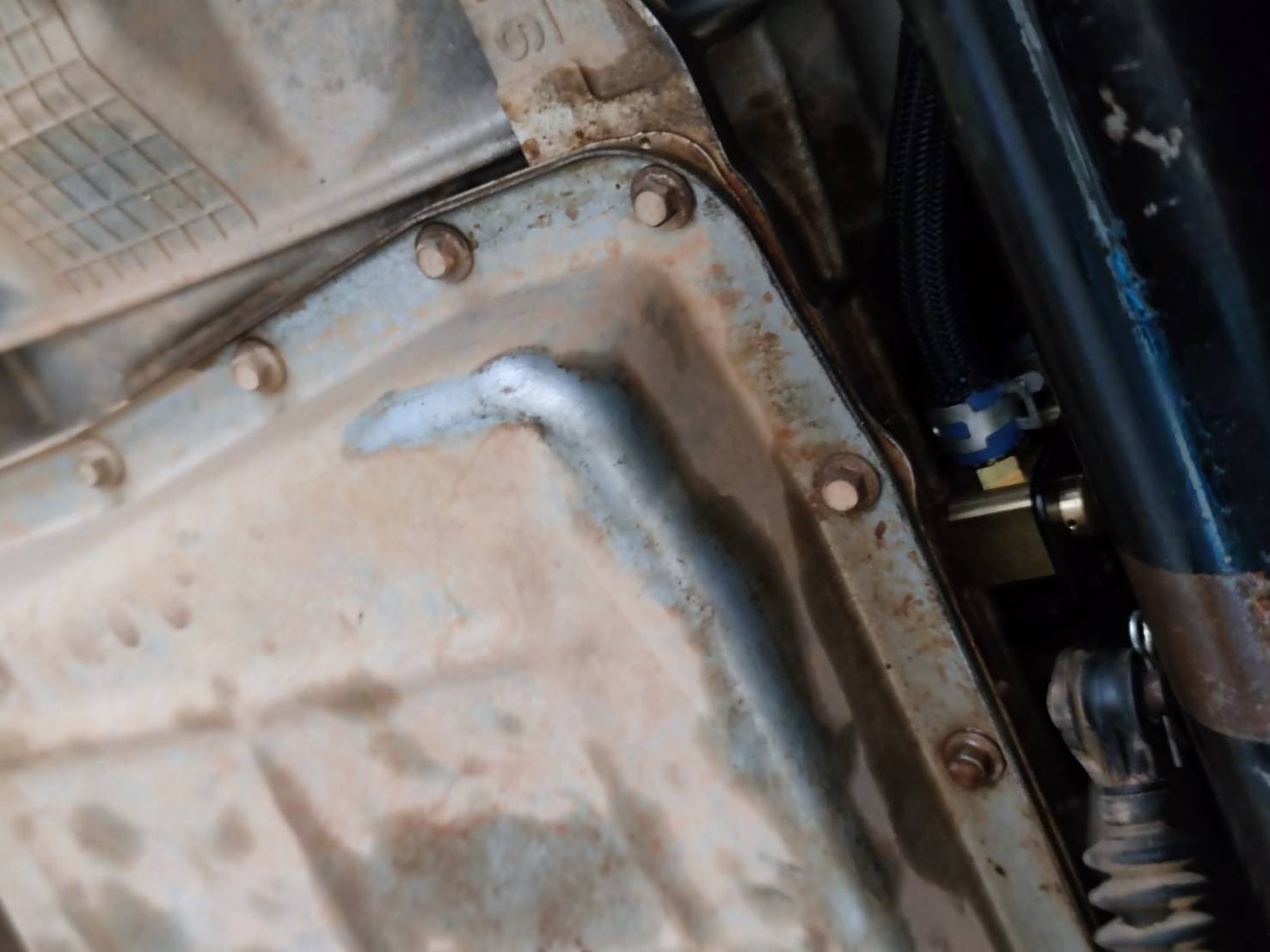 Ford Everast ติด ออยเกียร์+ออยเครื่อง Billet – Setrabthailand